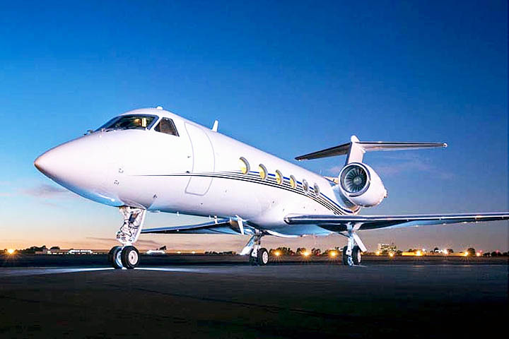 Gulfstream Private Jet Aircraft Manufacturer