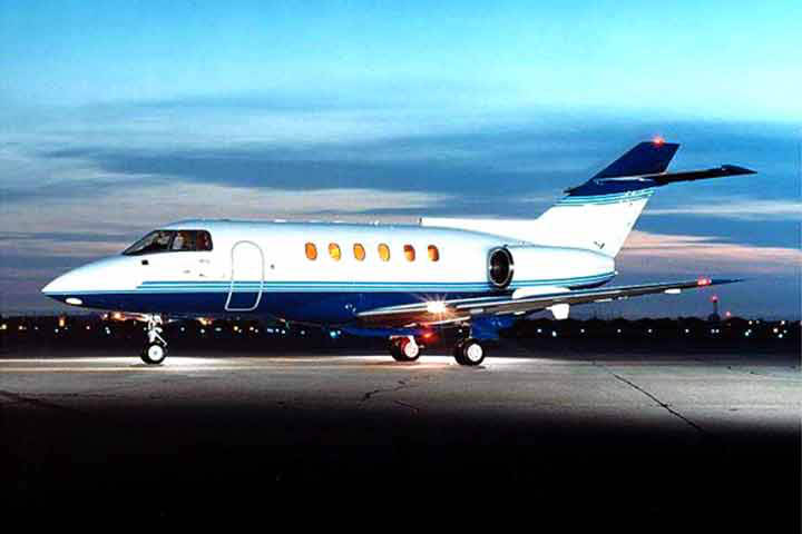Beechcraft Private Jet Hawker Aircraft Manufacturer